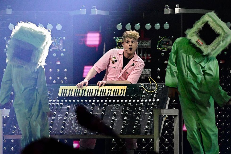 Look Mum No Computer cashes in on UK's Eurovision humiliation with 'No ...