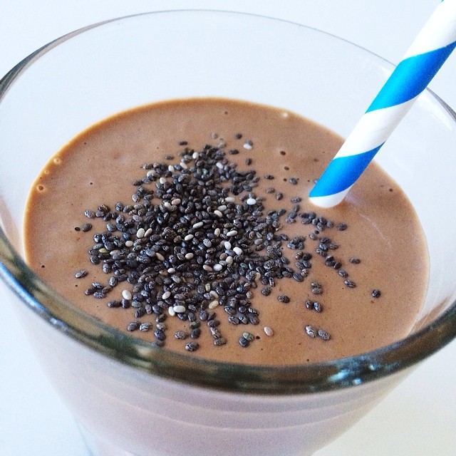 15 quick smoothies and breakfast drinks