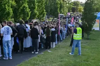 W końcu pomnik króla Przemysła II stanął przed Zamkiem Królewskim w ...