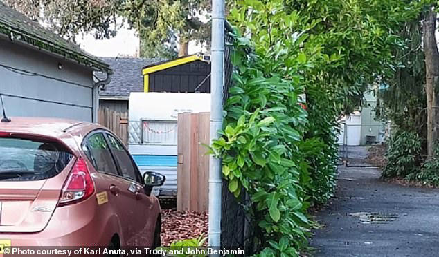 Portland couple forced to wear gas masks outside home after neighbor ...