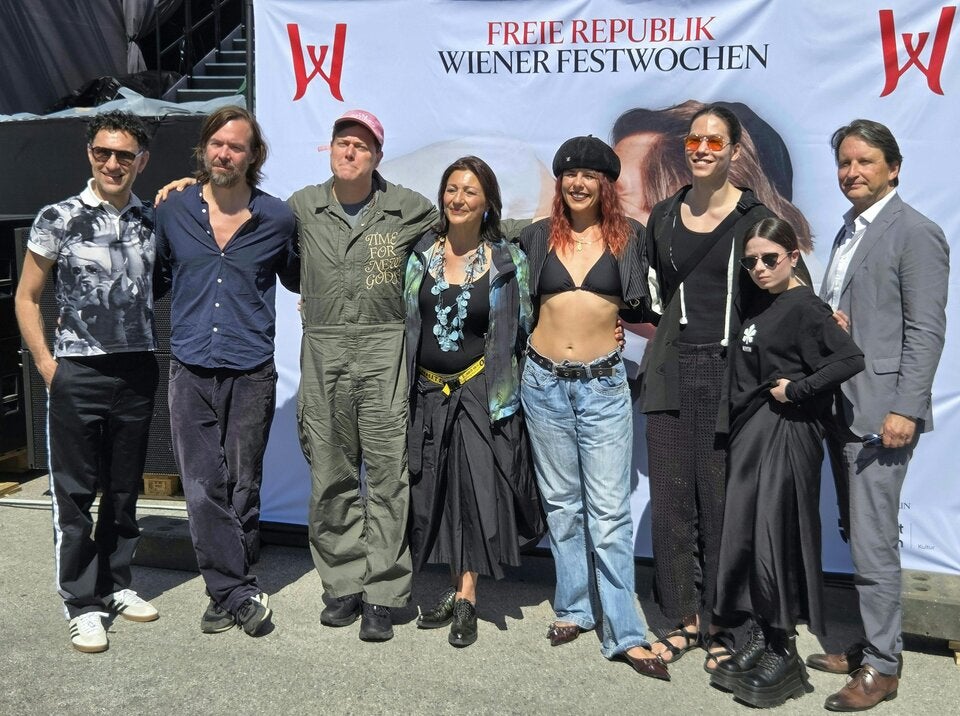 Wiener Festwochen - Eröffnung mit Patti Smith und "gebendem Blick"