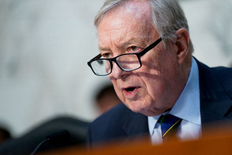 US Senator Durbin urges RFK Jr. to resist easing vape rules