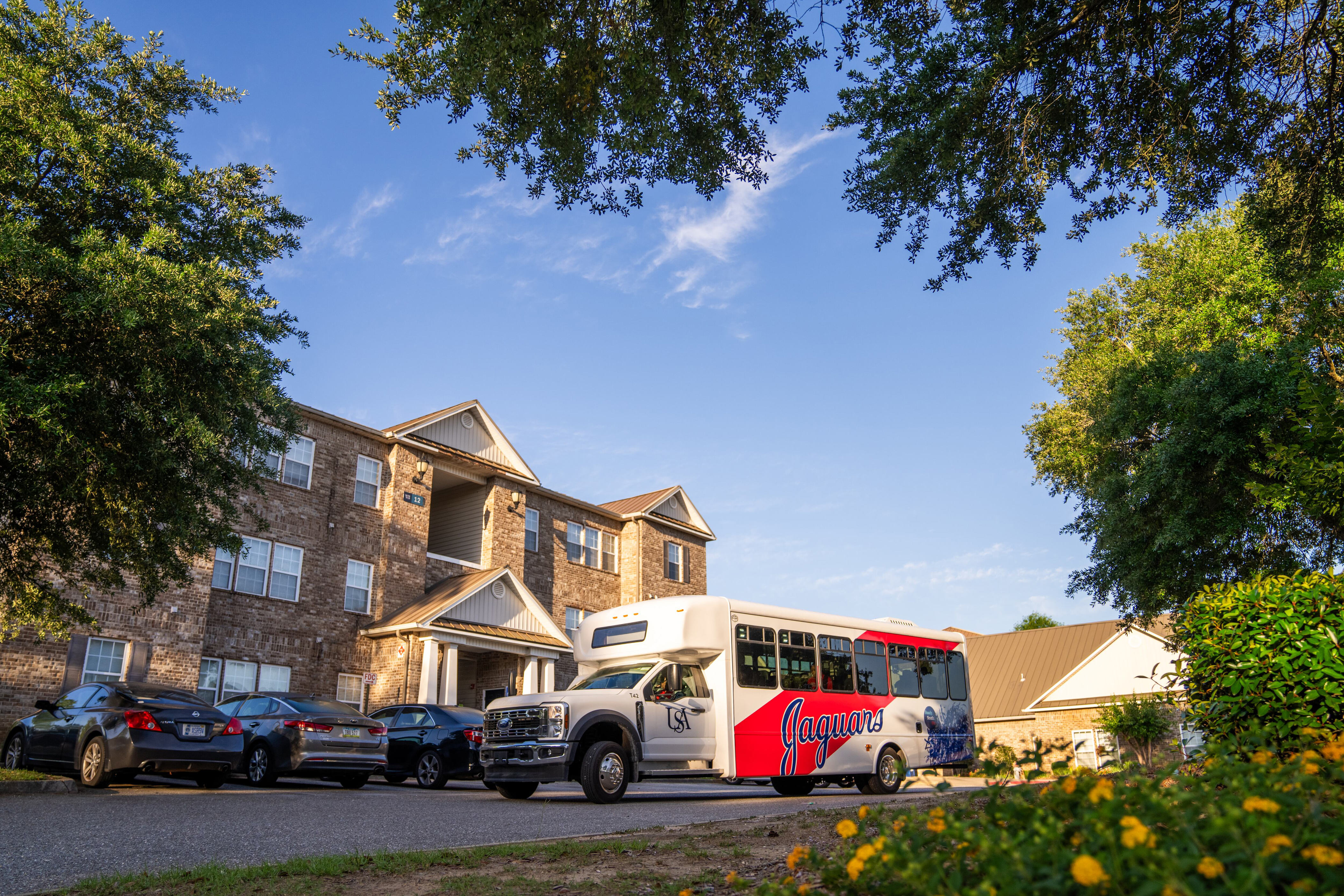 University of South Alabama expands campus housing with apartment ...