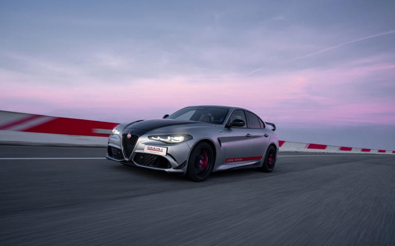 Alfa Romeo Giulia Quadrifoglio Luna Rossa, ultimati i test a Balocco