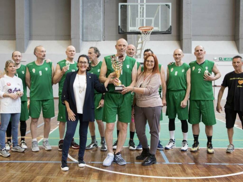 Veterani dello sport, basket: vince Pavia “Grevi”, secondo posto alla ...