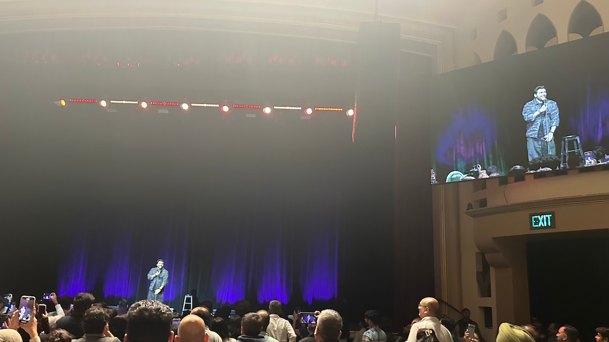 Zakir Khan signs off with an ode to 'Papa Yaar'