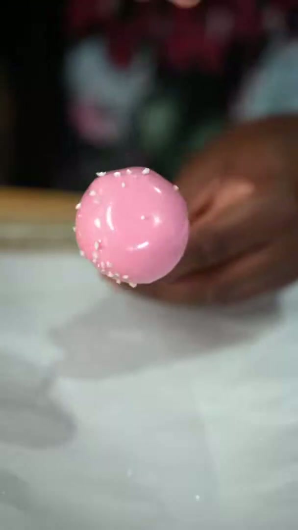 How to make cake pops | Cheaper than Starbucks #shorts