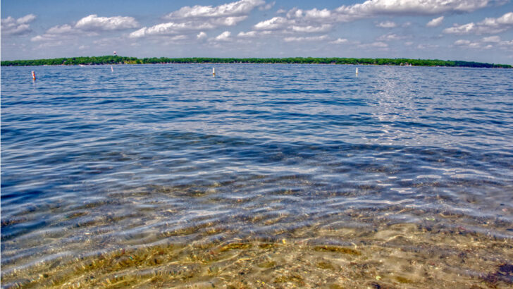 These are the Midwest's 3 most underrated lake towns for summer