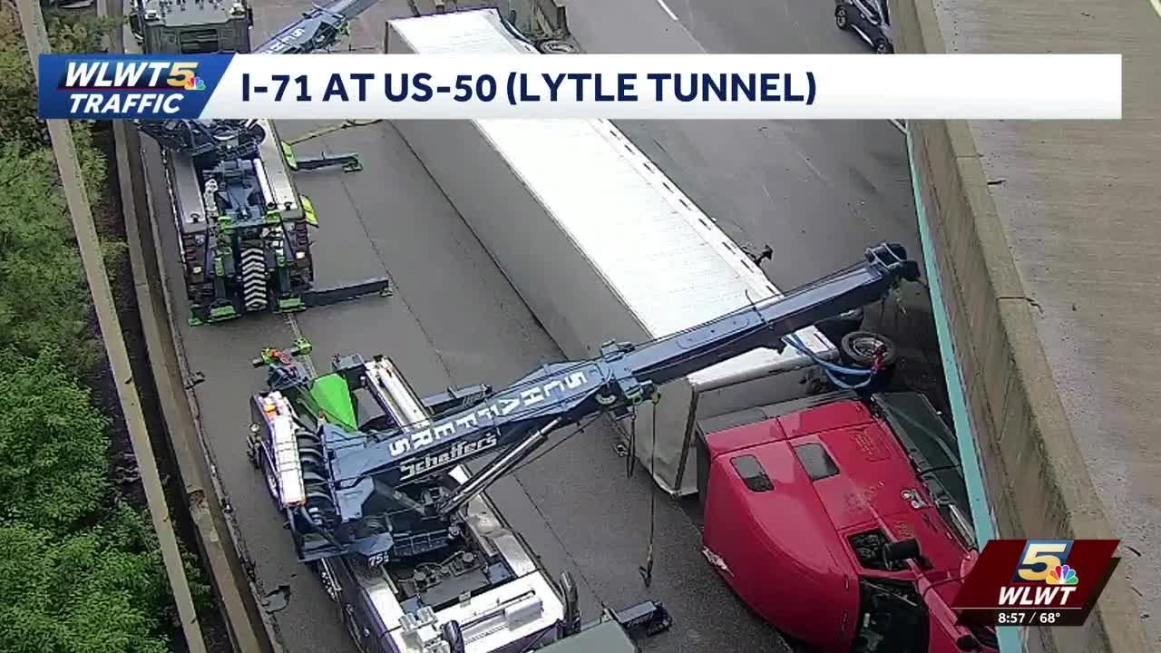 Traffic on I-71 restricted in downtown Cincinnati after semi overturns ...