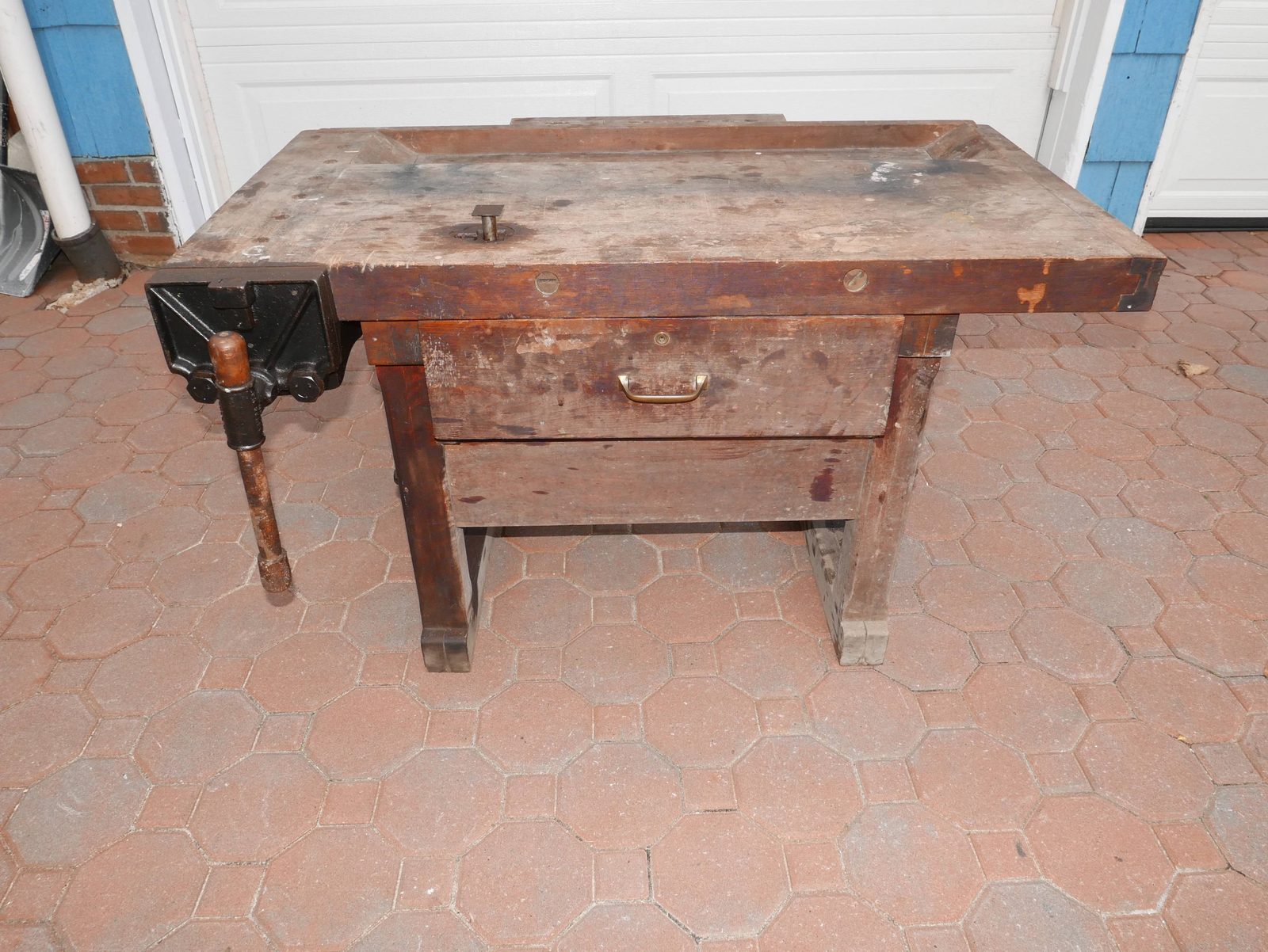 Workshop benches carpenters built before steel frames took over
