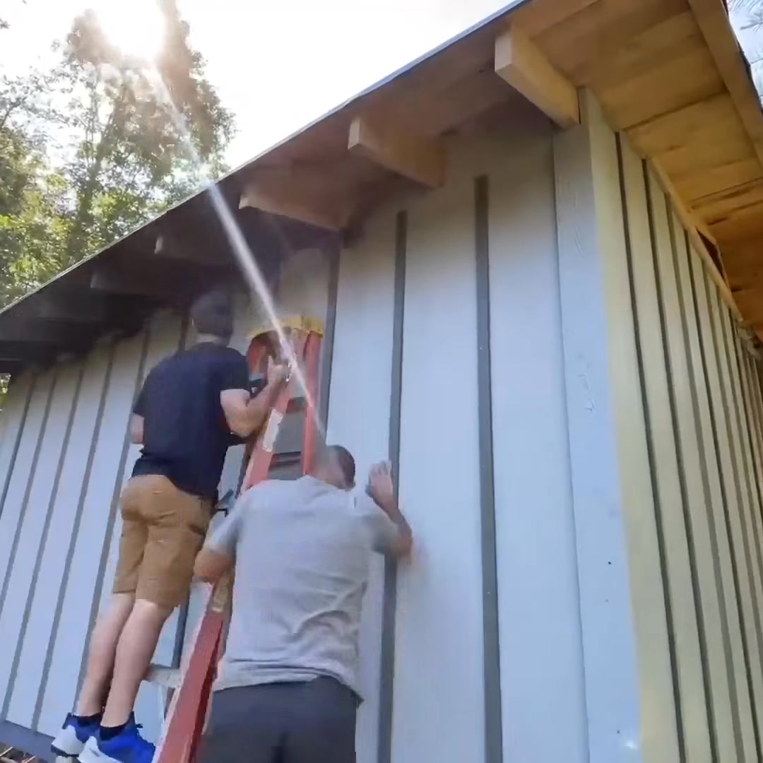 Budget barn build progress