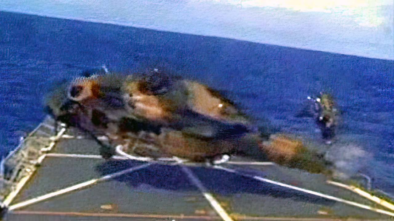 Black Hawk crashes into warship deck and sinks in shocking footage