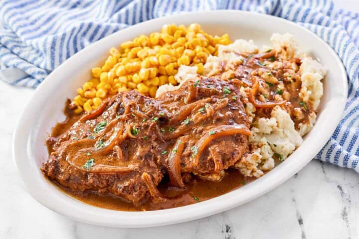 19 classic 1960s recipes that still belong on the dinner table