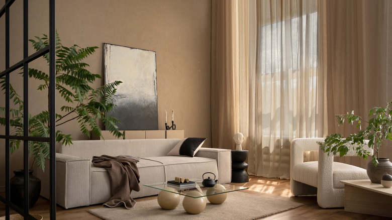 Should your curtains match the color of your walls? It's complicated