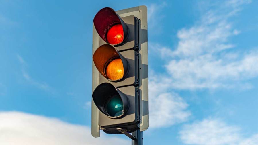 Traffic lights back in New Castle after power outage