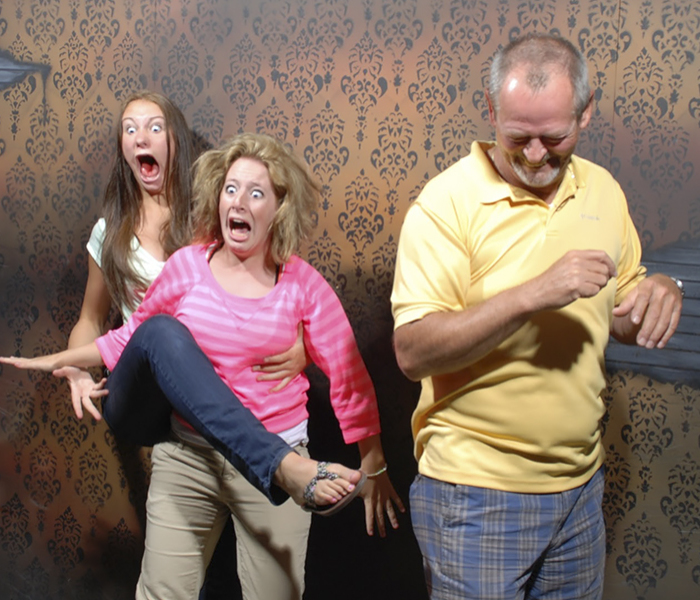 99 hysterical moments when people got scared to death at a haunted ...