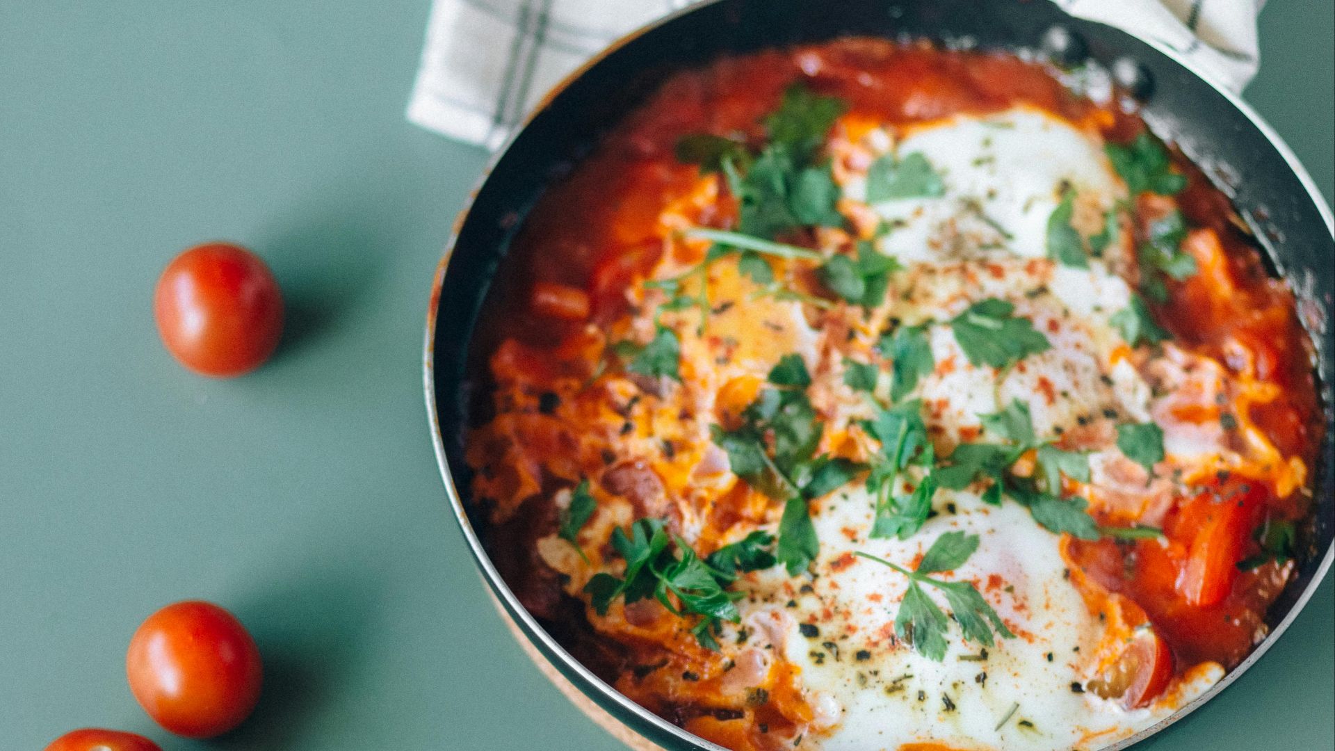 20 foods that keep your skin radiant after 50