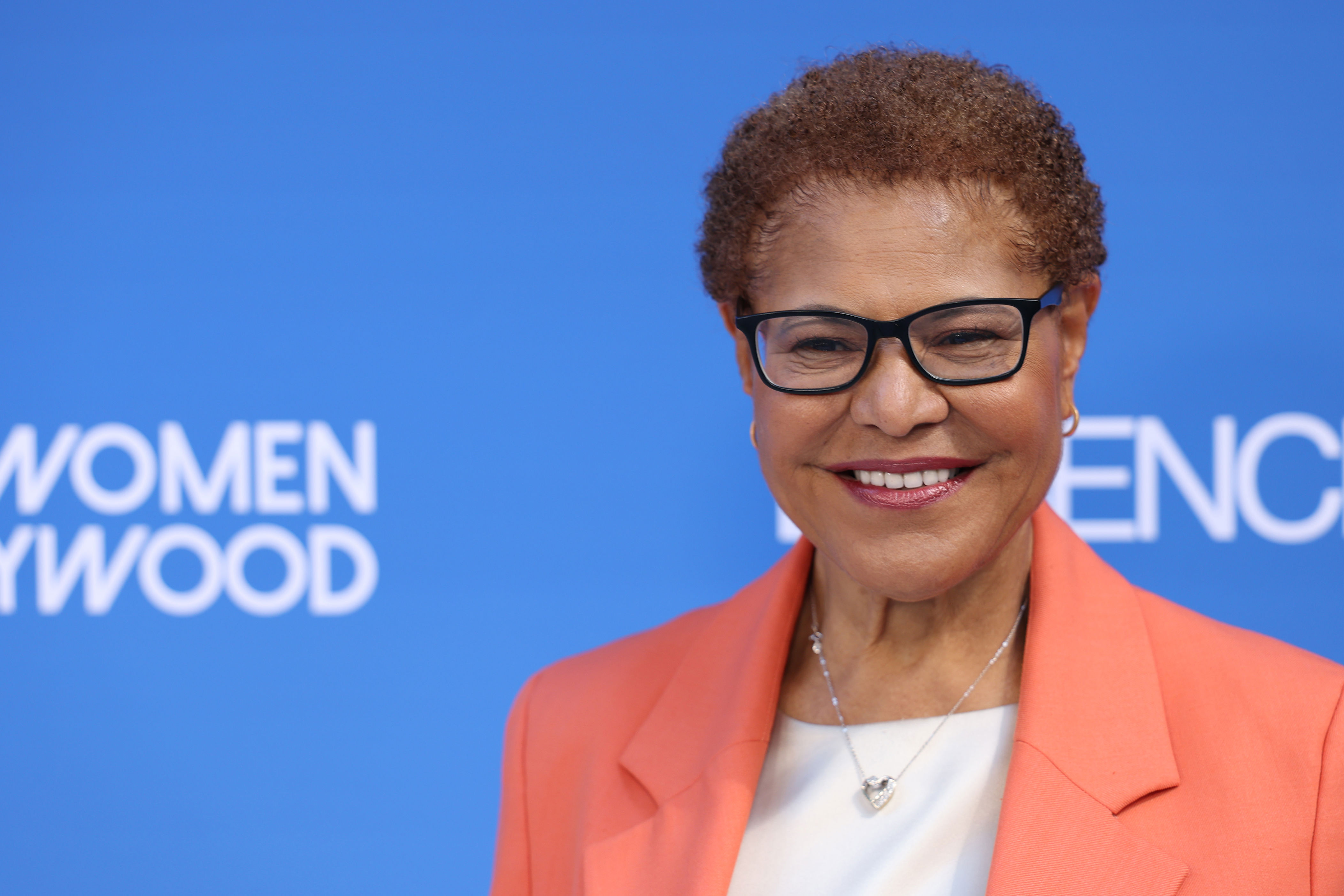 Hollywood crew unions endorse Karen Bass for LA mayor