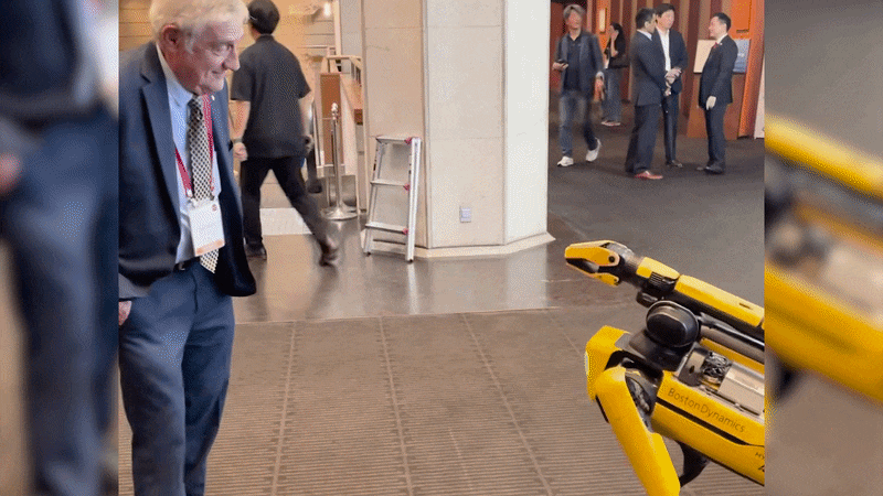 Robot dogs Spot and Lynx wow Asian Leadership Conference