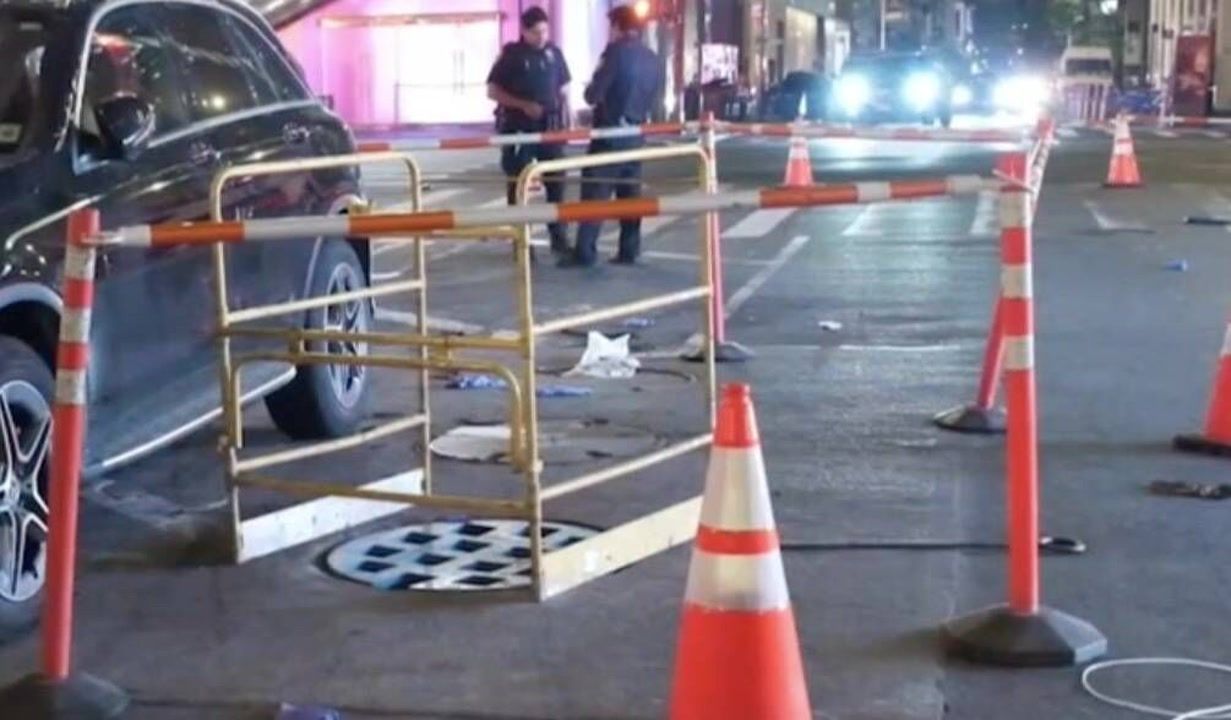 Last screams of dying grandmother after she fell through uncovered NY ...
