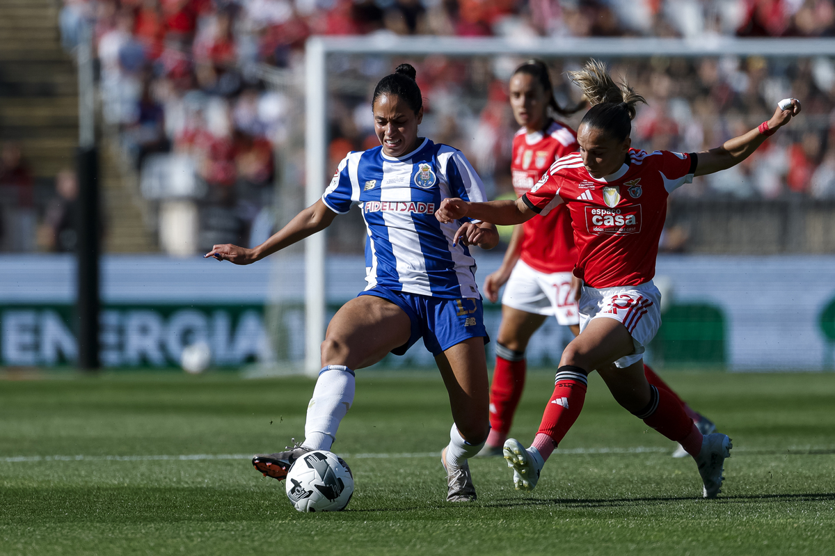 Lily Bryant renova com o FC Porto e segue para a estreia na Liga BPI