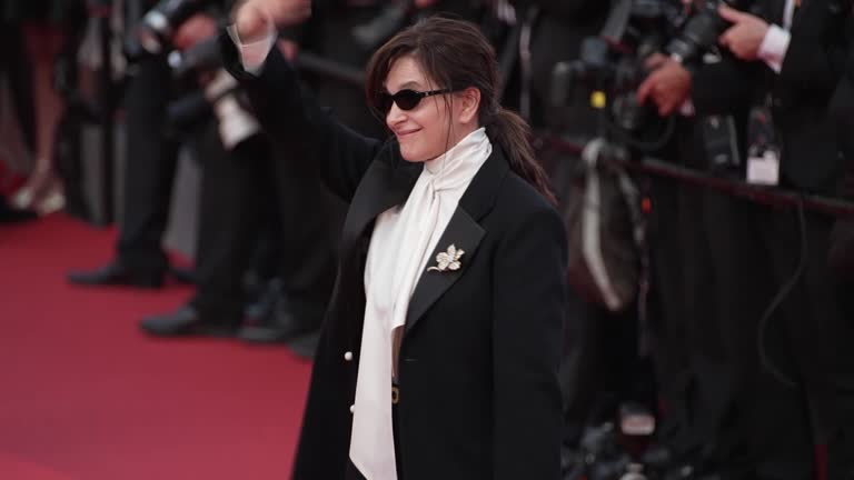 Blacklist looms over French film figures opposing far right media