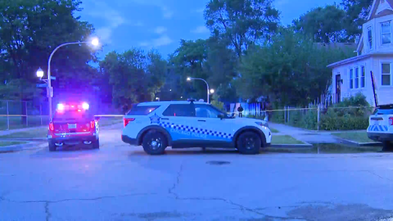 ‘Numerous’ people rescued in Chicago house fire, with 6 critically hurt ...