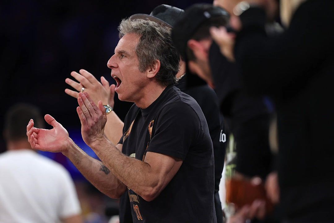 Ben Stiller puts Dave Portnoy in his place before Knicks NBA playoff ...