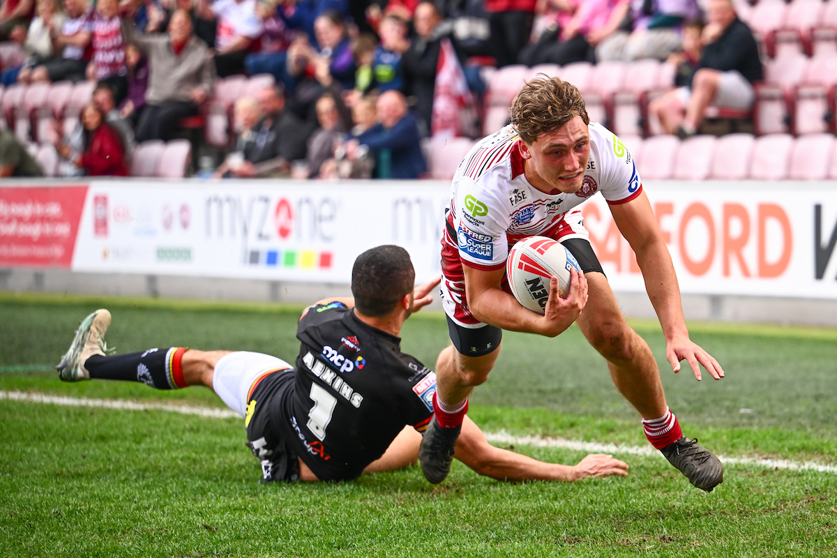 Noah Hodkinson praised by Wigan Warriors teammate after wing switch ...