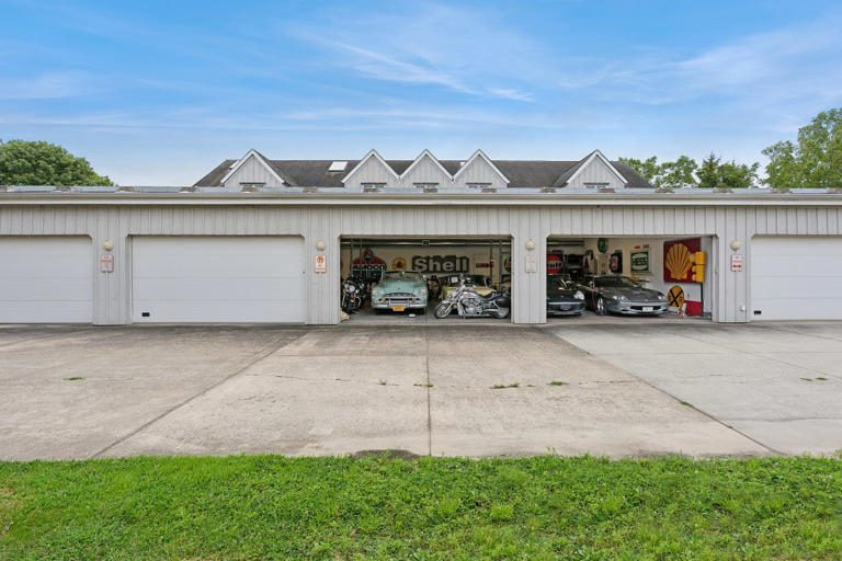 Long Island home features massive garage with space for 41 classic cars ...