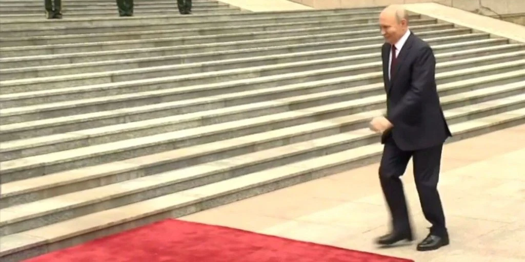 „Der Ork kann kaum gehen“ – Putins China-Besuch schürt neue ...