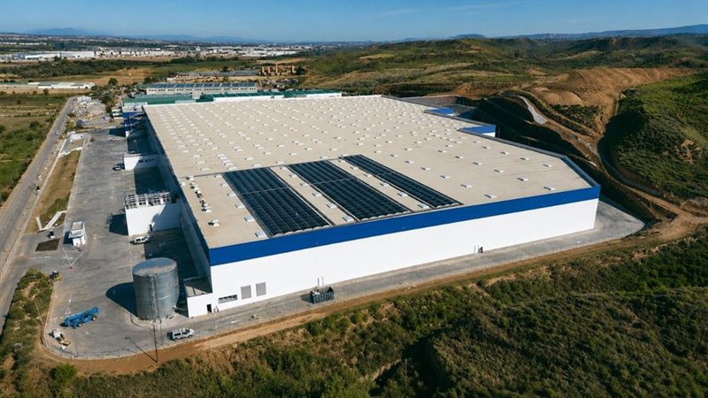 Economía.- Dunas Capital e Invesco refinancian 56 millones de una ...