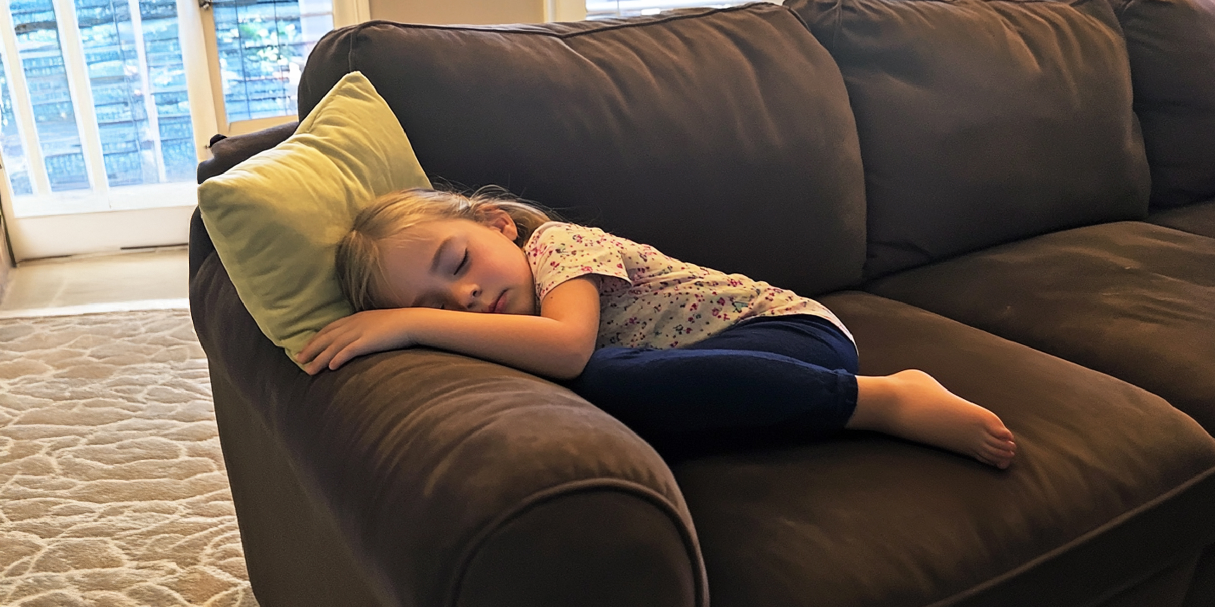 Little girl called dad at work to say mom left home with all her stuff