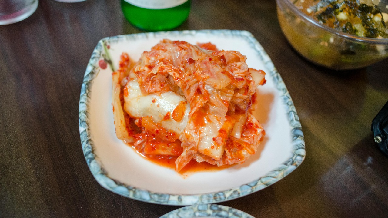 A bacterium from kimchi just doubled the microplastics mice flushed ...
