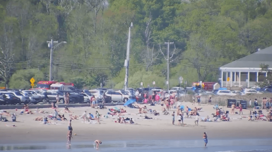 Temps rise, tempers flare: Stabbings, fights reported at beaches in RI, NH