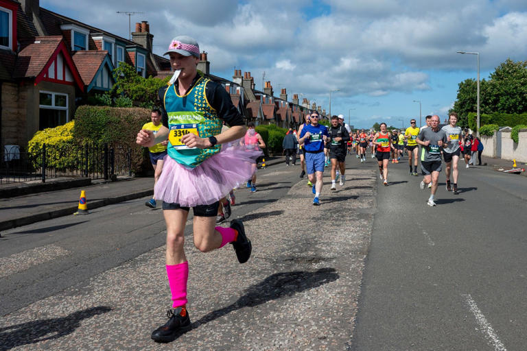 Edinburgh Marathon 2026: Full list of road closures and parking ...