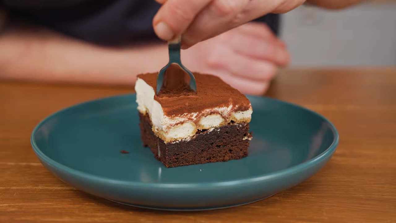 How to make easy tiramisu brownies at home