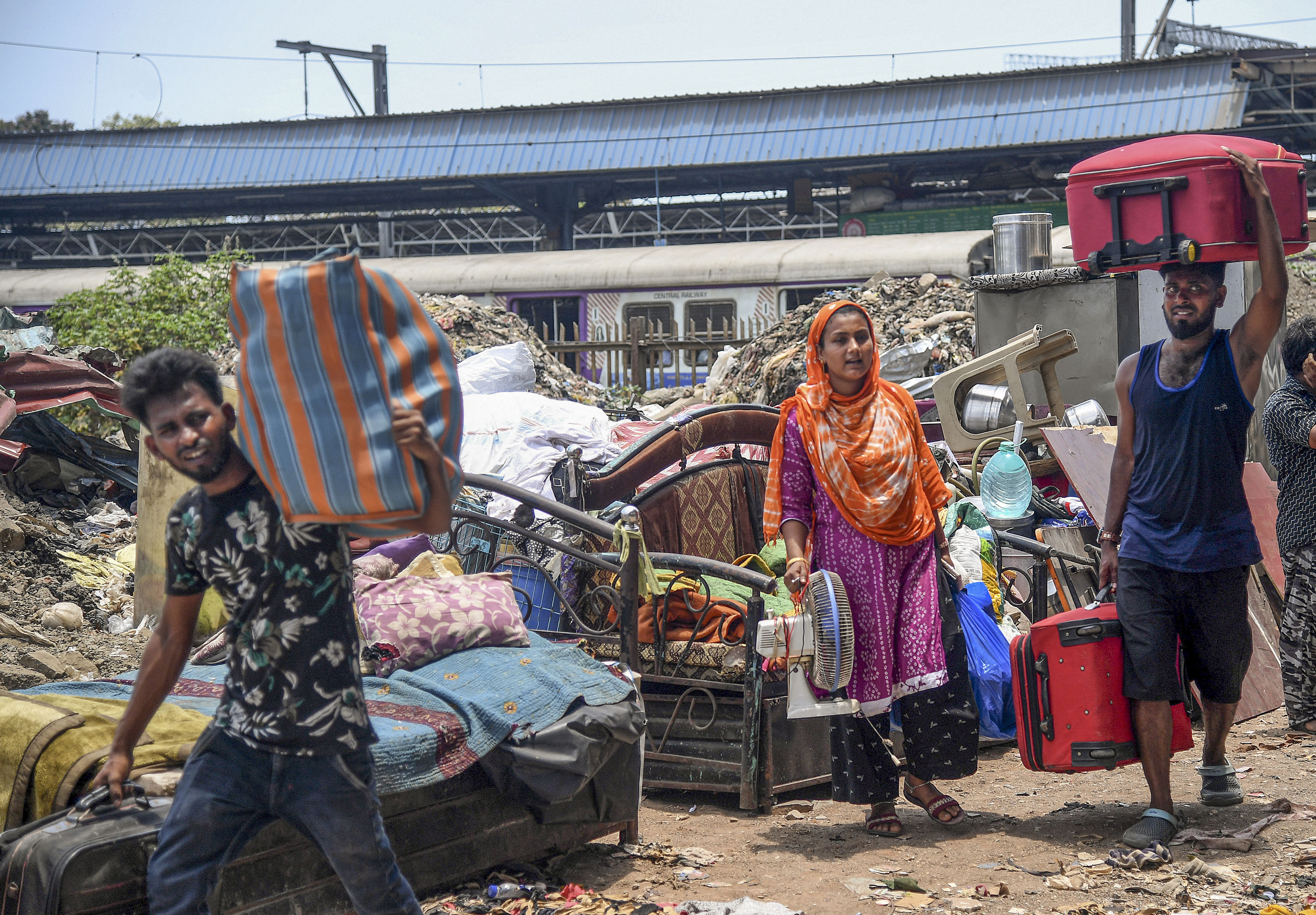 10 cops injured in stone-pelting during anti-encroachment drive in ...