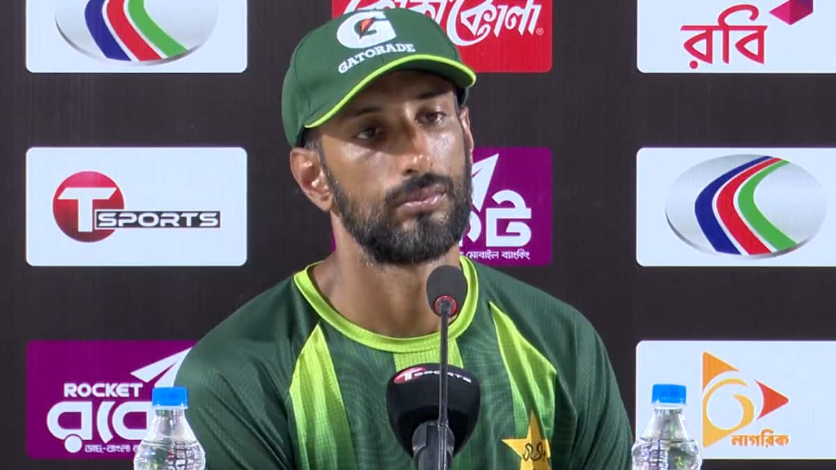 Pakistan test captain apologises, surrenders captaincy fate to PCB ...