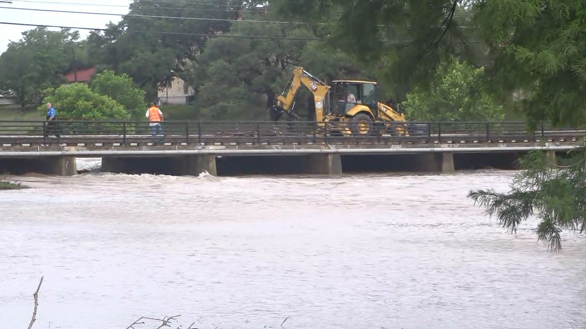 Salado bridges closed after overnight storms bring flooding