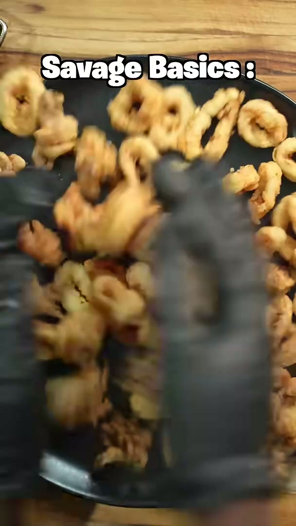 How to make crispy calamari & marinara sauce