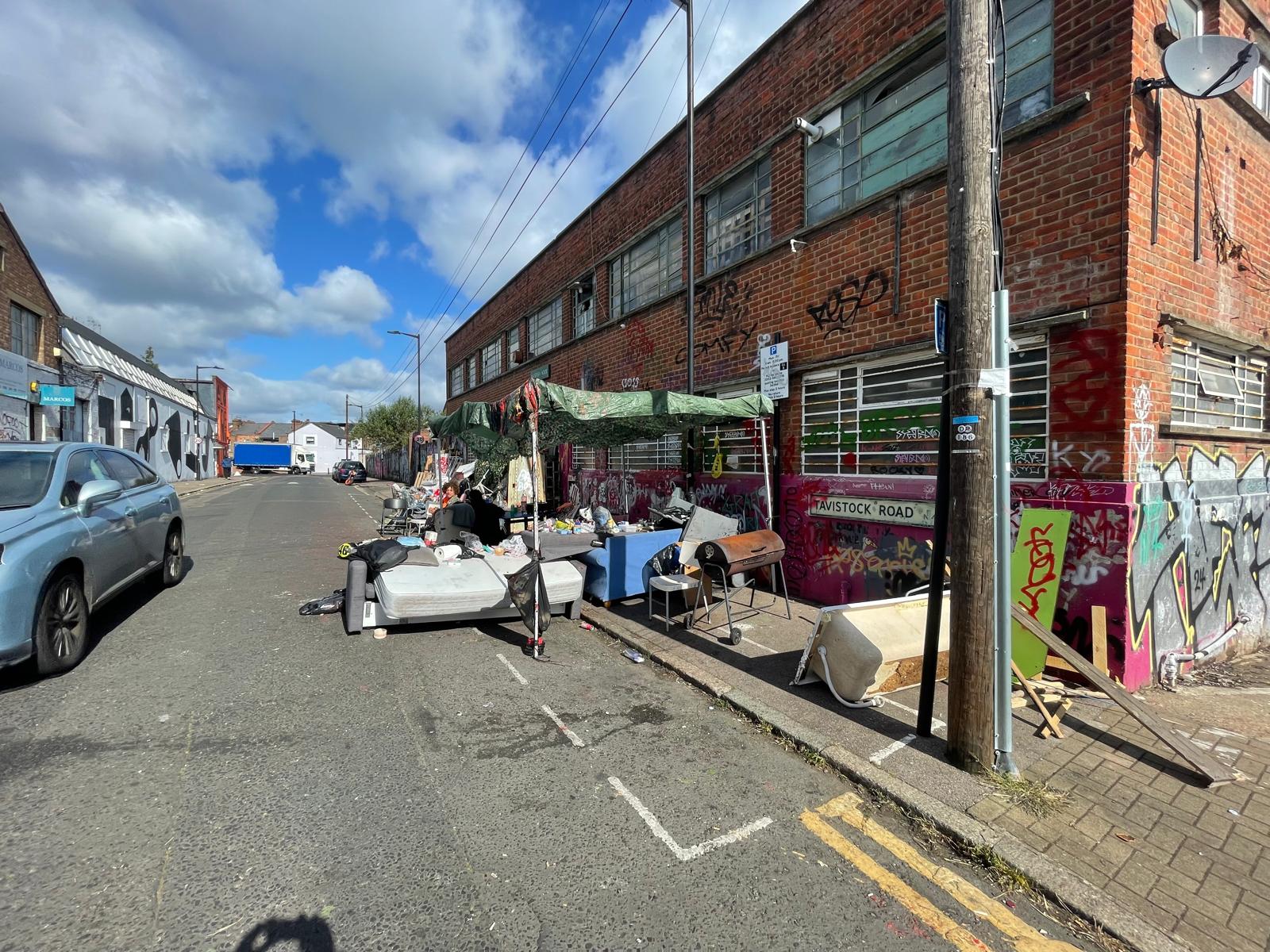 Squatters fight with police after warehouse owners tried to change the ...
