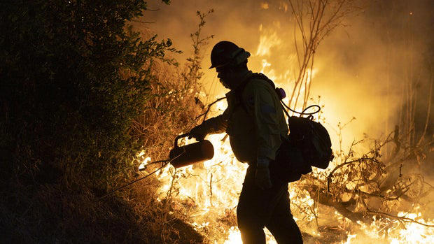 Southern California's Sandy Fire in Simi Valley reaches 2,100 acres ...