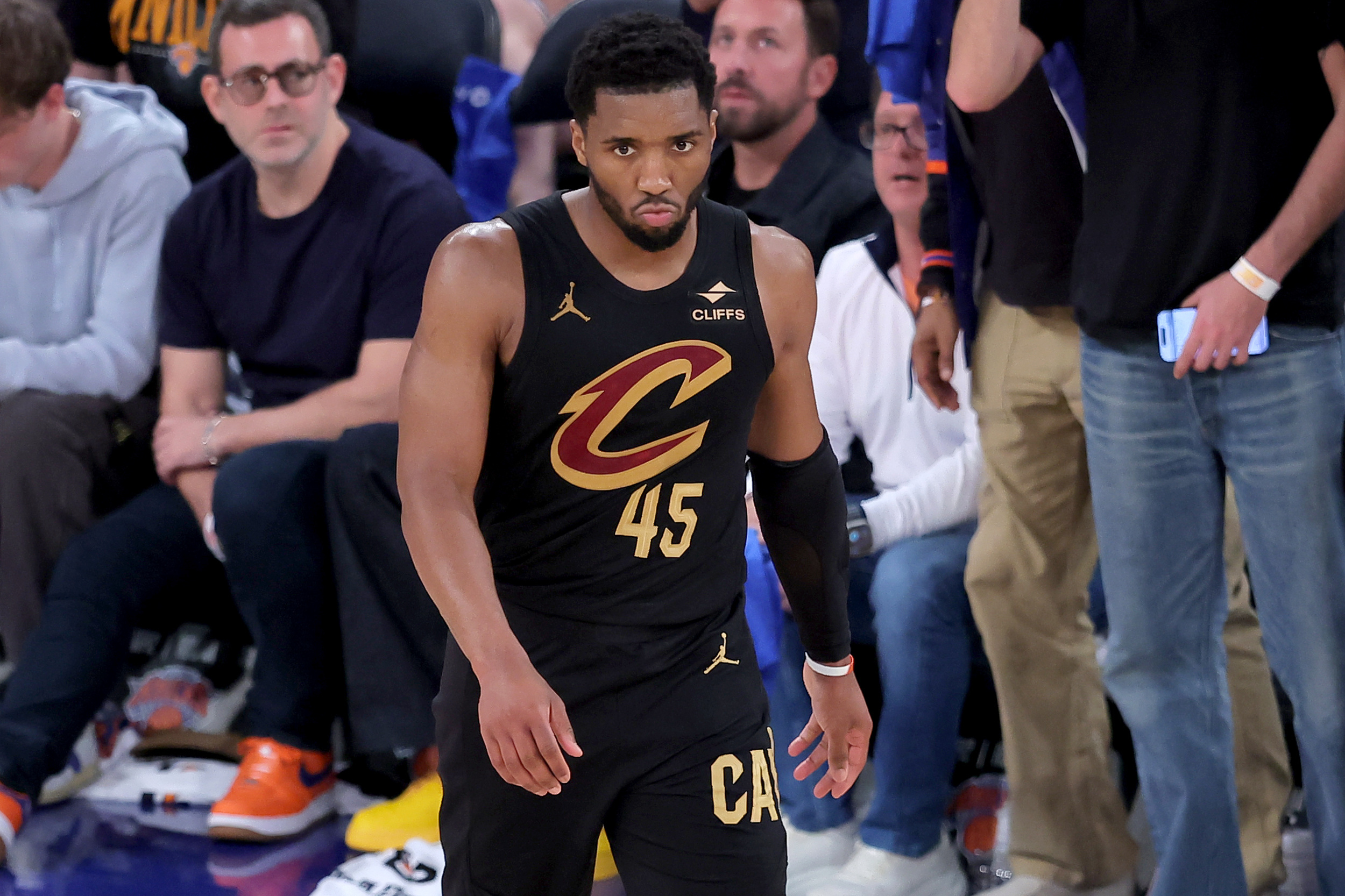 What did Donovan Mitchell tell Cavaliers after ECF Game 1 loss to Knicks?