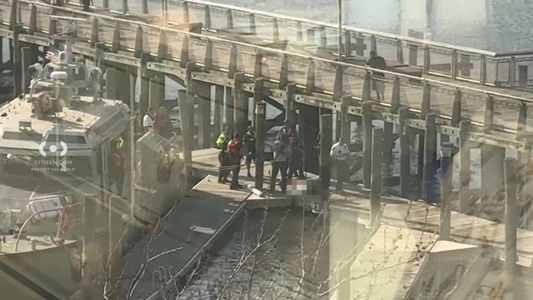 80-year-old man's body pulled from East River in Queens