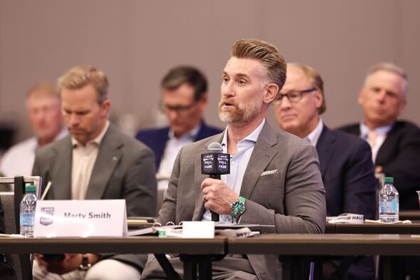 ESPN reporter agrees 'side deal' to host NASCAR on TNT Sports