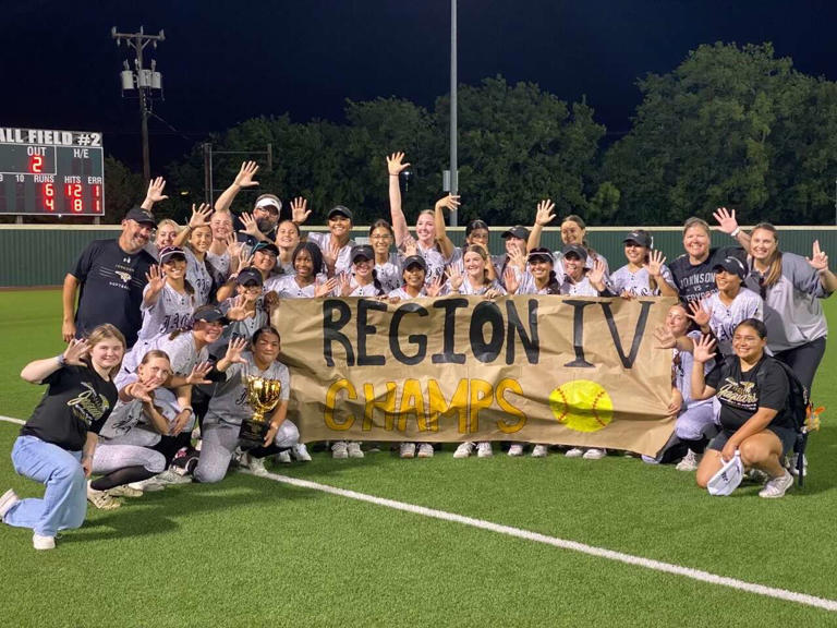 'Electric' Texas softball player leads Johnson to first-ever state ...