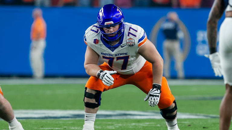 Broncos agree to terms with fourth-rounder Kage Casey