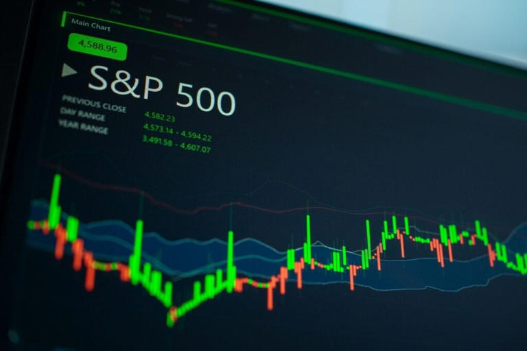 S&P 500 rebounds ahead of Nvidia's print, oil sinks 5% on Iran truce ...