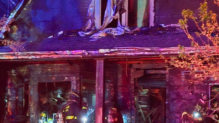 Deadly Chicago house fire: 2 adults, 2 children killed; arson suspected